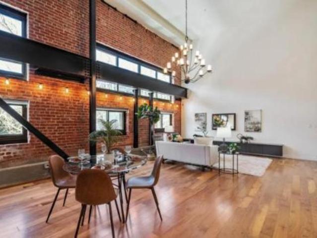 1 Br, 2 bath, Condo 88 Bush St
