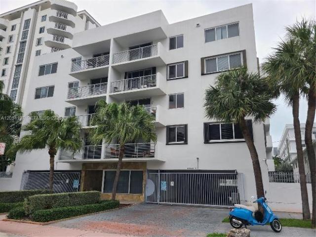 1 Br, 2 bath, Condo 1605 Bay Rd