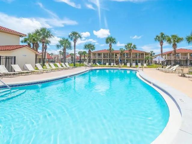 1 Br, 2 bath, Condo 17462 Front Beach Rd