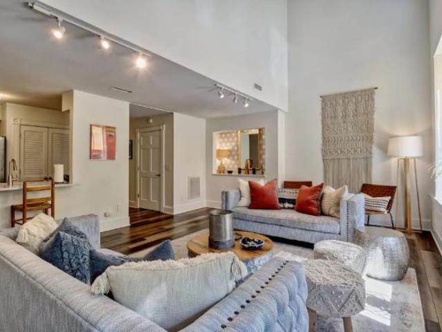 1 Br, 2 bath, Condo 20 S Front St