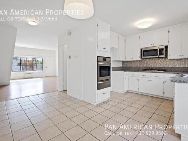 1 Br, 2 bath, Condo 3480 Sawtelle Blvd