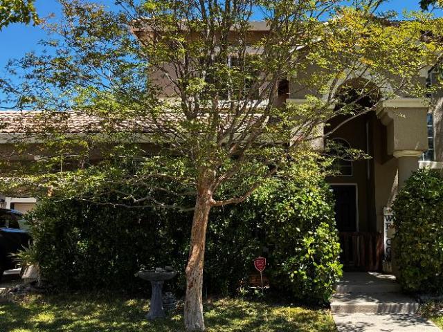 1 Br, 2 bath, Single Family 1 Anacapa Dr