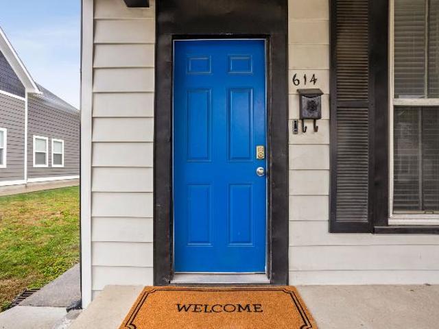 1 Br, 2 bath, Single Family 614 E Minnesota