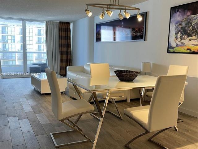 1 BR, 2 BA Apartment 1717 North Bayshore Drive, Miami, FL 33132