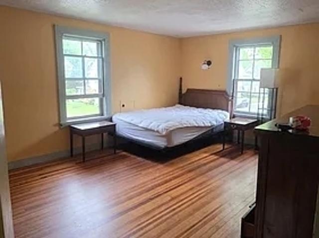 1 BR, 2 BA Apartment 17 Laurel Street, Manchester, CT 06040