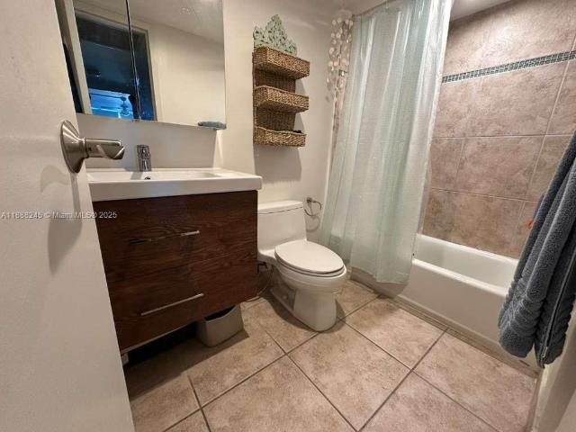 1 BR, 2 BA Apartment 1000 Parkview Drive, Hallandale Beach, FL 33009