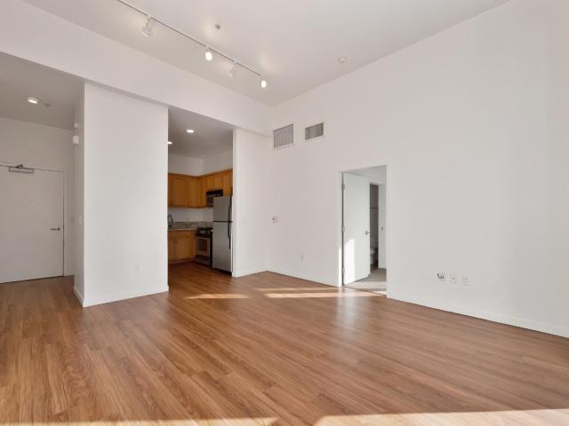 1 BR, 2 BA Apartment 1020 12th Street, Sacramento, CA 95814