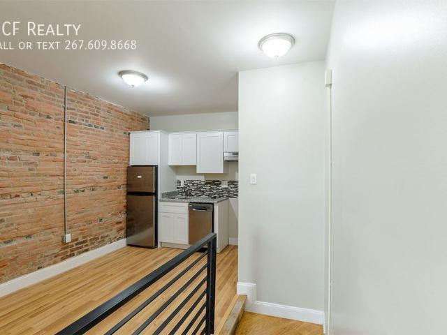 1 BR, 2 BA Apartment 1126 E Passyunk Ave, Philadelphia, PA 19147