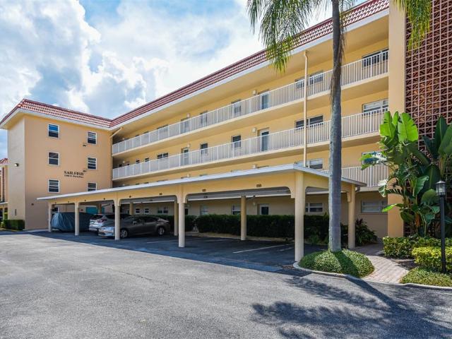 1 BR, 2 BA Apartment 1300 North Portofino Dr, Sarasota, FL 34242