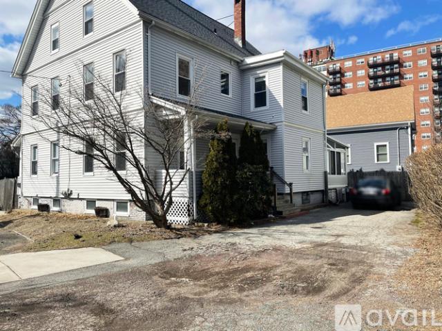 1 BR, 2 BA Apartment 27 Webster Place, Unit 27, Malden, MA 02148