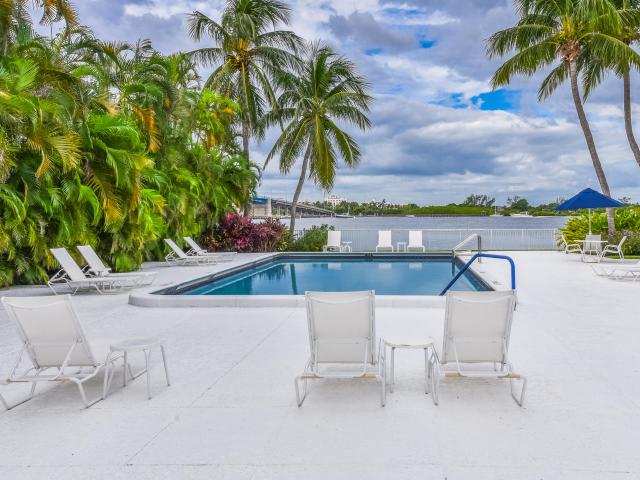 1 BR, 2 BA Apartment 2860 South Ocean Boulevard, Palm Beach, FL 33480