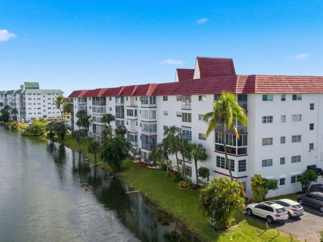 1 BR, 2 BA Apartment 4851 Northwest 21st Street, Lauderhill, FL 33313