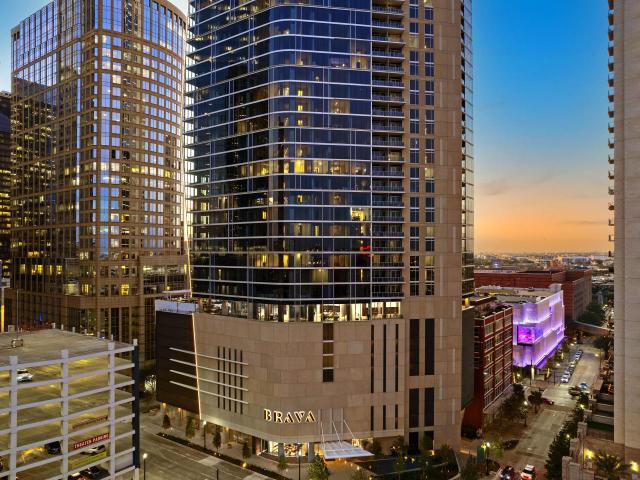 1 BR, 2 BA Apartment 414 Milam Street Unit 4401, Houston, TX 77002