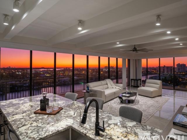 1 BR, 2 BA Apartment 7600 Bayshore Dr, Unit 000, Treasure Island, FL 33706