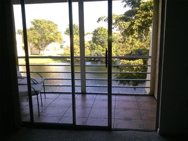 1 BR, 2 BA Apartment 9070 Lime Bay Boulevard, Tamarac, FL 33321