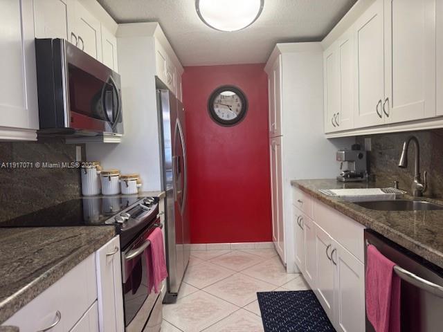 1 BR, 2 BA in Carriage House Condominiums
