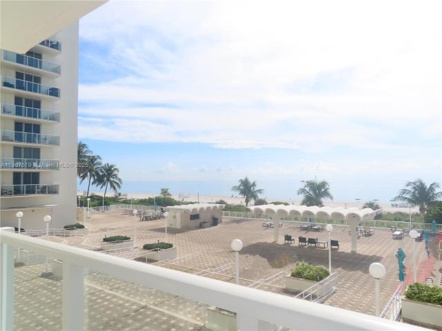 1 BR, 2 BA in Arlen Beach Condominiums