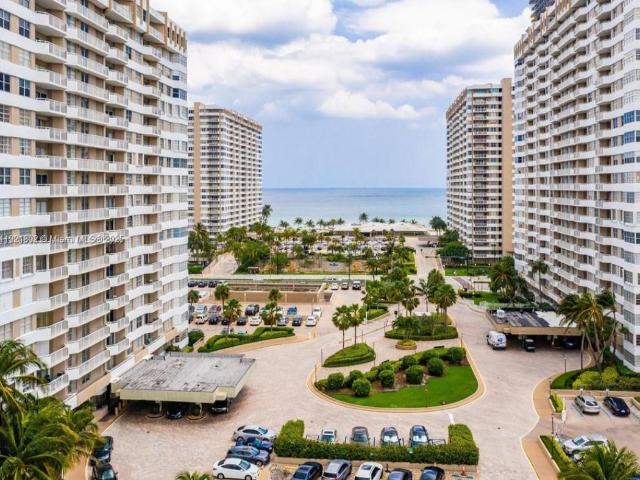1 BR, 2 BA in Oceanside