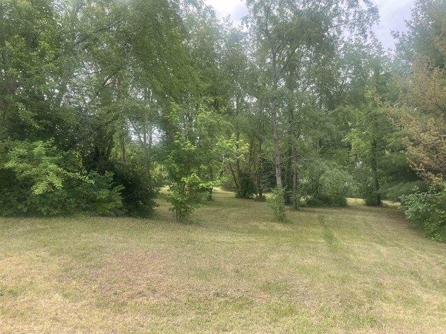 1 Brentwood Rd, Machesney Park, IL 61115