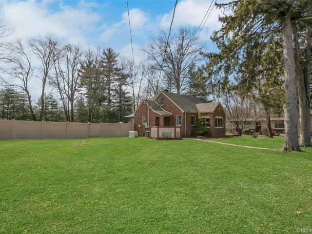 1 Brookside Avenue
