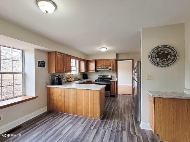 1 Broadmoor Drive