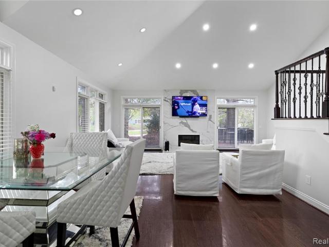1 Cumberlane Court