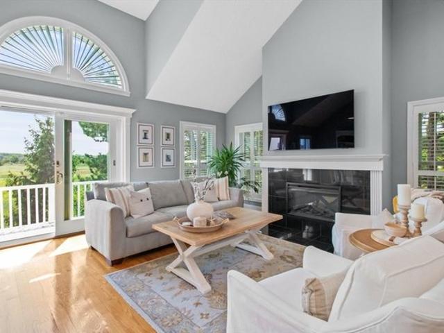 1 Cutter Ln Unit 1, Quincy, MA 02171