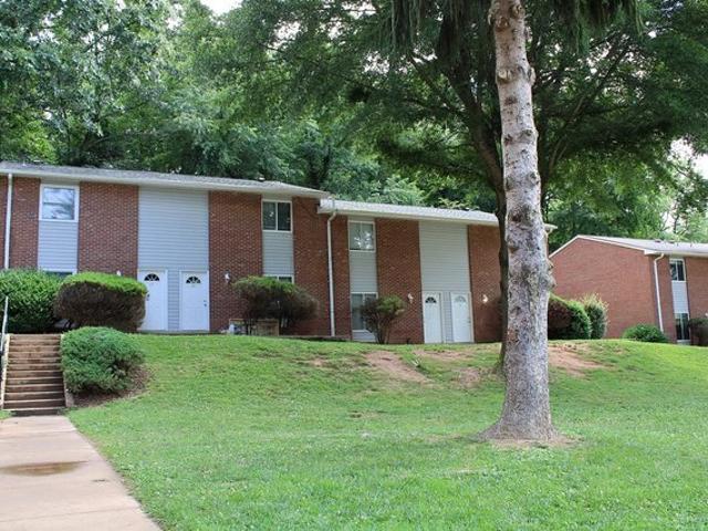 1 Canteberi Ct, Asheville, NC 28806