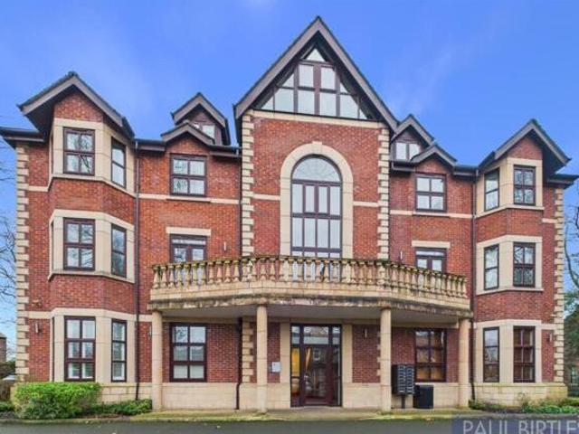1 Carrington Road, Village Court, Flixton, 2 Bedroom Flat