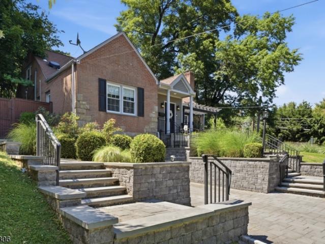1 Carter Rd