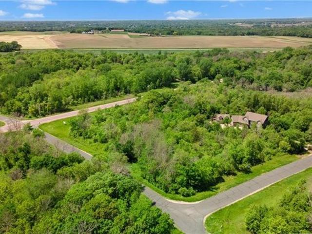 1 Cedar Ln, Prior Lake, MN 55372