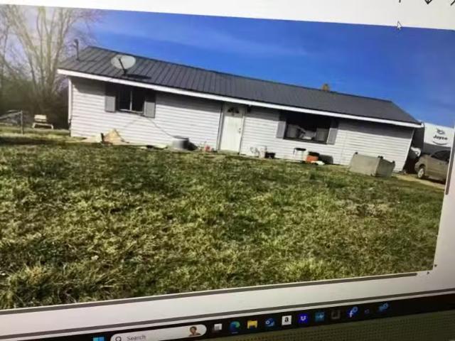 1 Center Point, Shelbyville, MO 65565 MLS 25013913