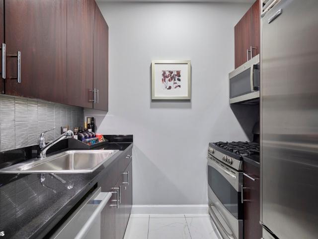 1 central park w 918