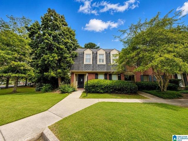 1 Chase Plantation Pkwy, Hoover, AL 35244