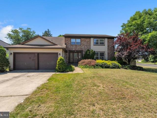 1 Chateau Dr, Cherry Hill, NJ 08003