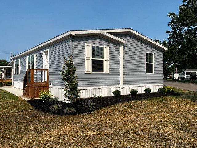 1 Cherry Ln, Olmsted Township, OH 44138