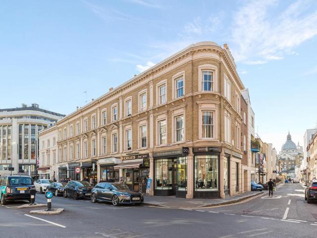 1 Cheval Place, SW7 2 bed flat to rent £4,995 pcm £1,153 pw