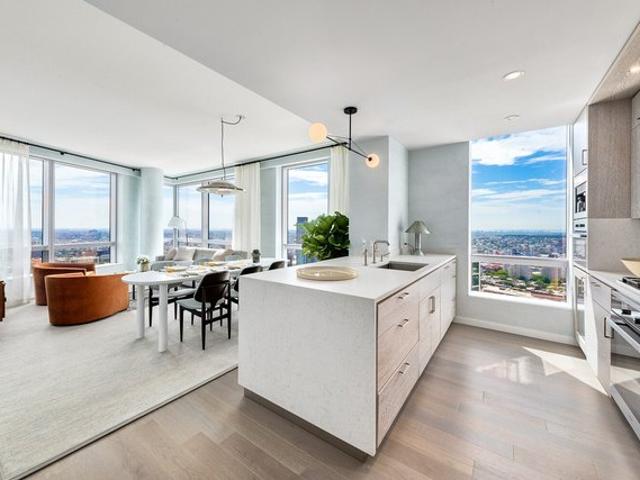 1 City Pt Apt 58E, Brooklyn, NY 11201