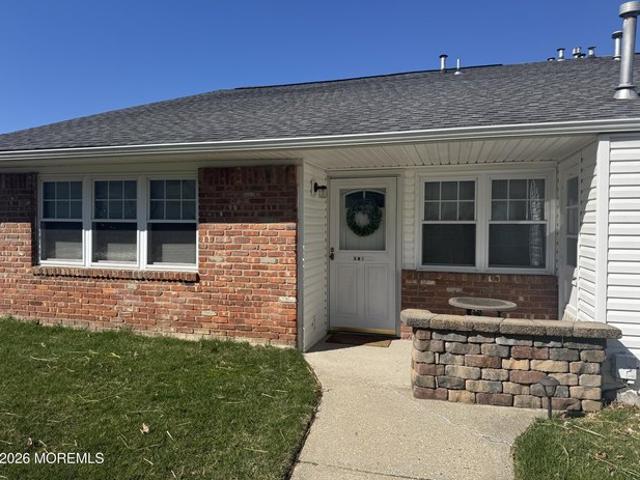 1 Connecticut Ct Unit 843, Matawan, NJ 07747