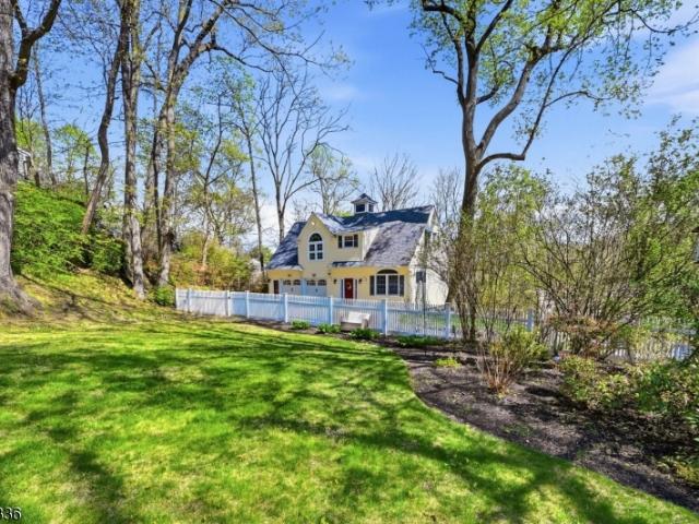 1 Conklin Ave