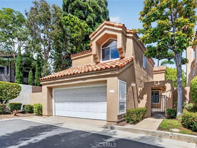 1 Cormorant Cir, Newport Beach, CA 92660