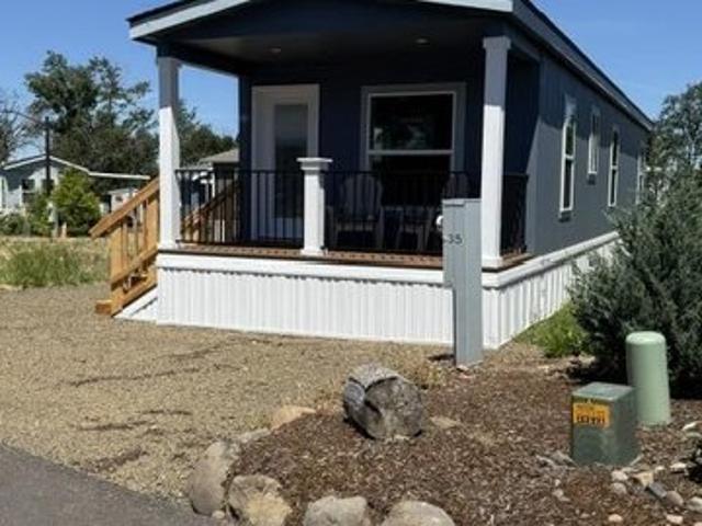 1 Corral Ln Unit SP35, Ashland, OR 97520