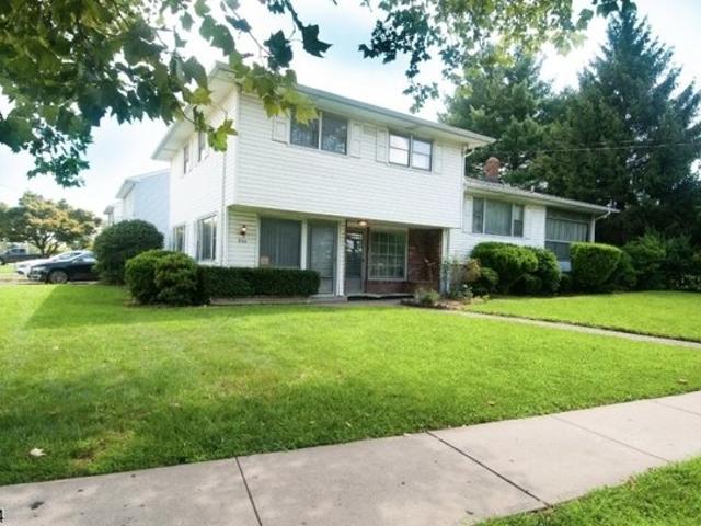 1 Country Club Ln, Elizabeth City, NJ 07208