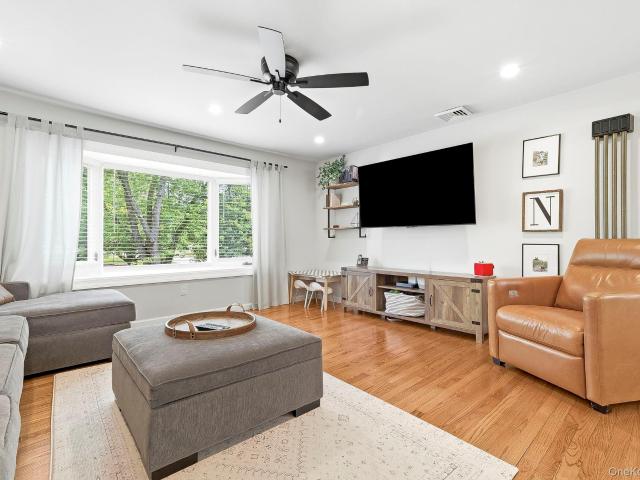 1 Craig Place