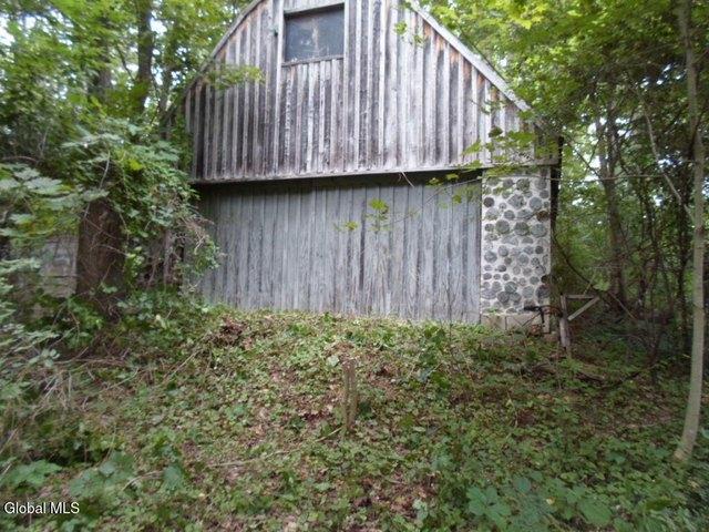 1 Crawford Rd, Rotterdam, NY 12306