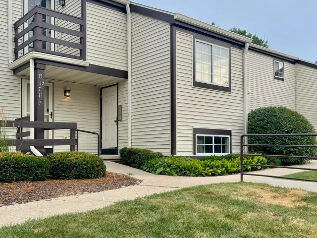 1 Creekside Way