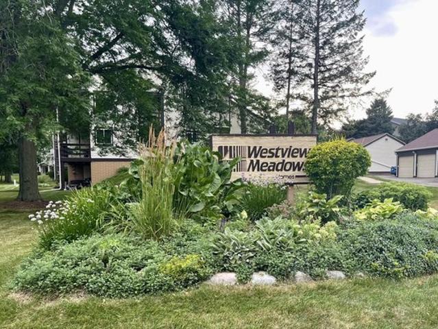 1 Creekside Way Unit 9, Madison, WI 53717