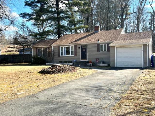 1 Crescent Beach Dr, Enfield, CT 06082