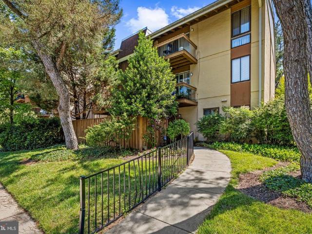 1 Cross Keys Road # 1A