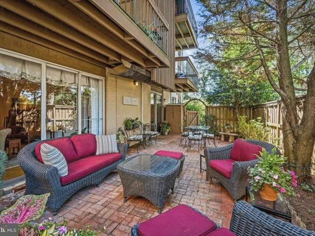 1 Cross Keys Rd Unit 1A, Baltimore, MD 21210